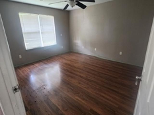 3 BR, 2 BA Apartment 204 Rose Drive, Pocola, OK 74902
