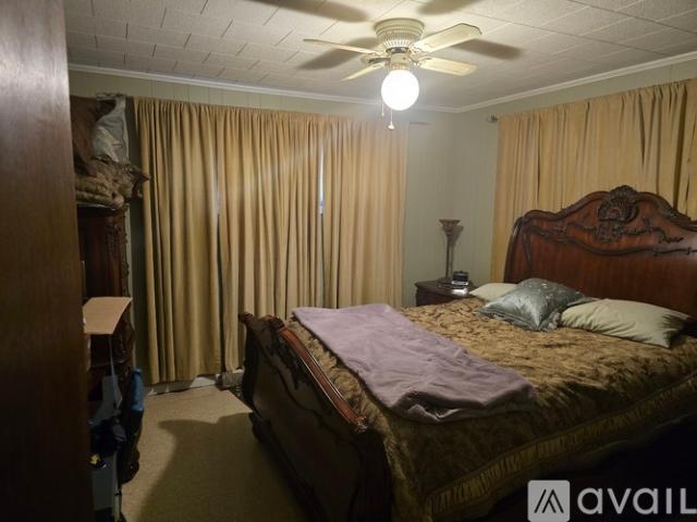 3 BR, 2 BA Apartment 204 Swan Avenue, Houma, LA 70363