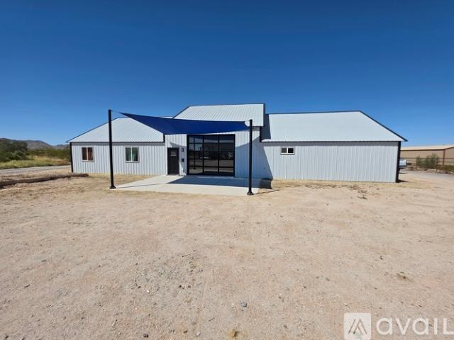 3 BR, 2 BA Apartment 2061 W Daniel Rd, Queen Creek, AZ 85142