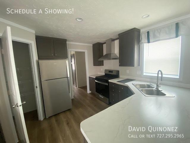 3 BR, 2 BA Apartment 206 Mercer, Rockford, IL 61109