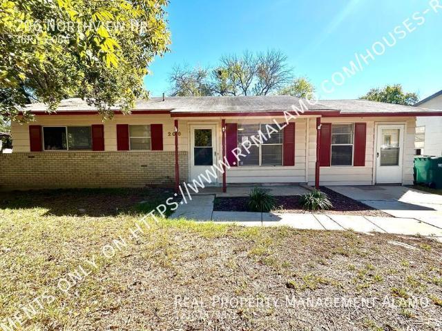 3 BR, 2 BA Apartment 206 Northview Dr Universal City, TX 78148