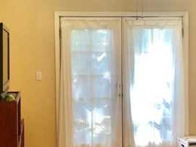 3 BR, 2 BA Apartment 2083 5th St, Davis, CA 95618