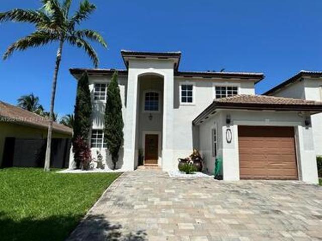 3 BR, 2 BA Apartment 20851 SW 88th Ct, Cutler Bay, FL 33189
