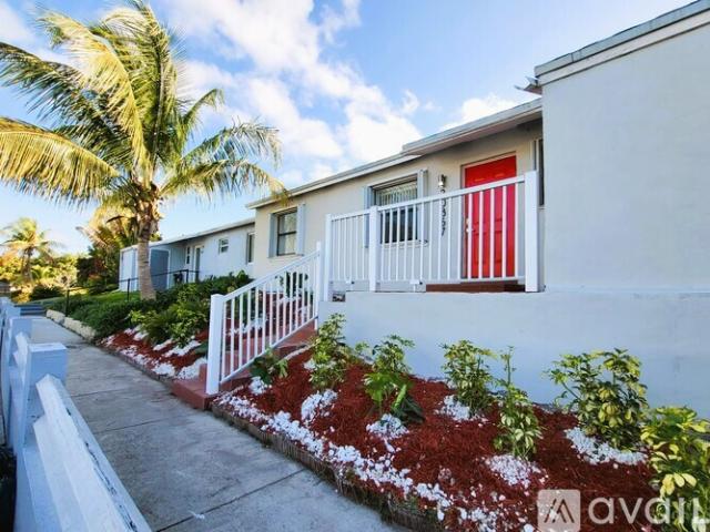 3 BR, 2 BA Apartment 20867 Snapper Pl, Unit 20867, Cutler Bay, FL 33189