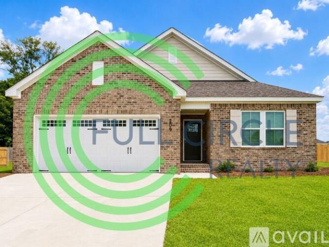 3 BR, 2 BA Apartment 209 Courtland Dr, Dothan, AL 36301