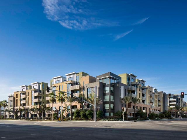 3 BR, 2 BA Apartment 2100 Sullivan Unit Pinnacle w/Loft, Irvine, CA 92614