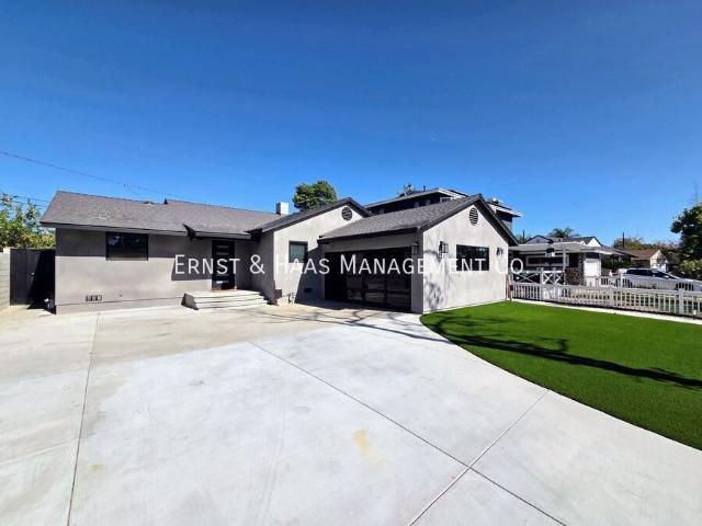 3 BR, 2 BA Apartment 2102 Nipomo Ave Long Beach, CA 90815
