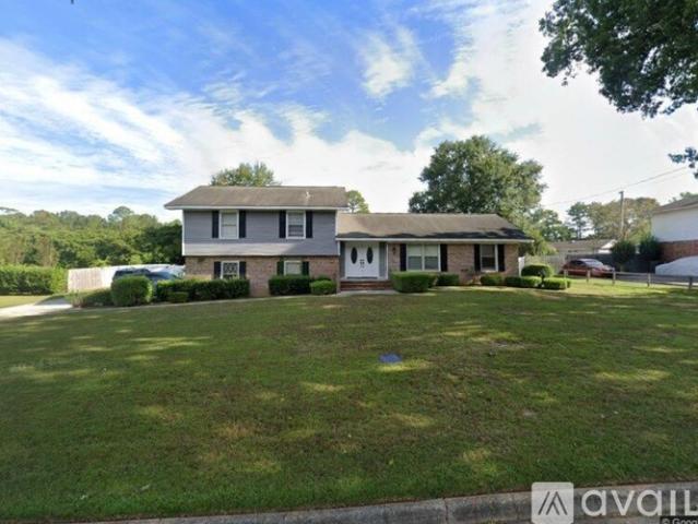 3 BR, 2 BA Apartment 2104 Granada Drive, Dothan, AL 36303