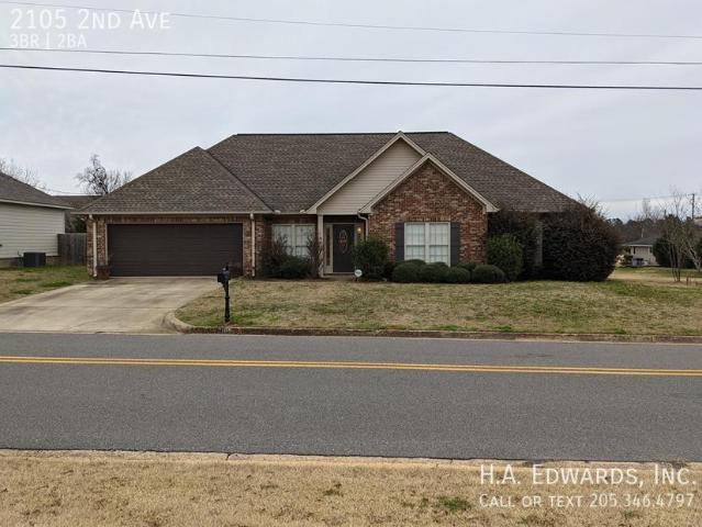 3 BR, 2 BA Apartment 2105 2nd Ave, Tuscaloosa, AL 35401