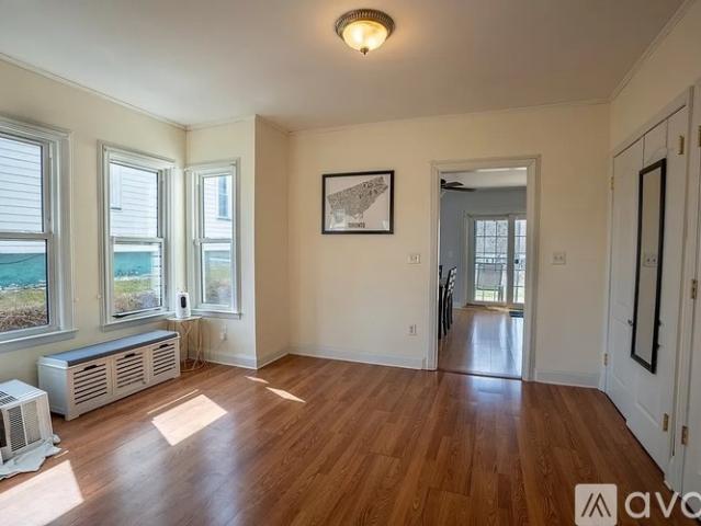 3 BR, 2 BA Apartment 210 South Keystone Avenue, Sayre, PA 18840