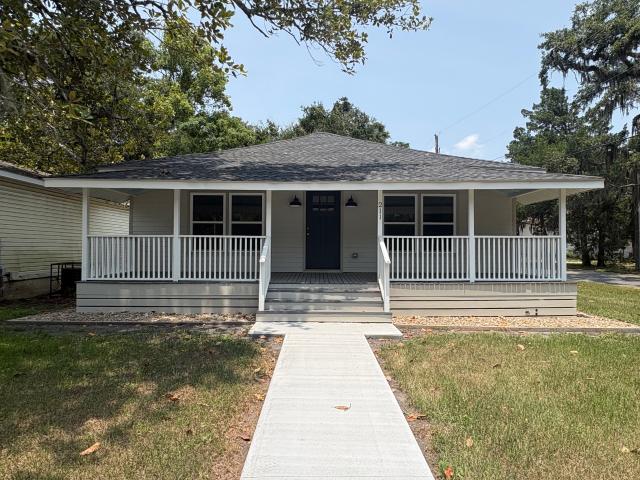 3 BR, 2 BA Apartment 211 Dartmouth, Brunswick, GA 31520