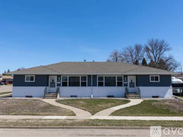 3 BR, 2 BA Apartment 2121 Catherine Drive, Unit 2121 Catherine Drive, Bismarck, ND 58501