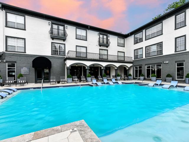 3 BR, 2 BA Apartment 2124 Cheshire Bridge Rd NE Unit 1211, Atlanta, GA 30324