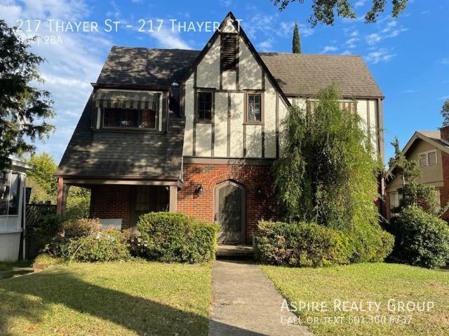 3 BR, 2 BA Apartment 217 Thayer St, Little Rock, AR 72205