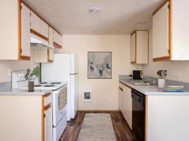3 BR, 2 BA Apartment 2148 Geary St SE Unit 2196 02, Albany, OR 97322