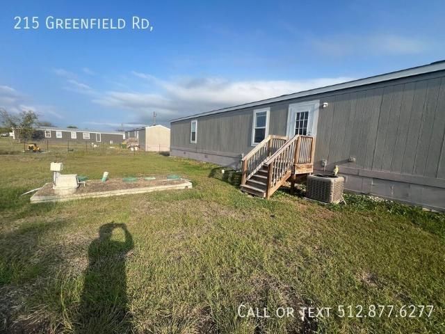 3 BR, 2 BA Apartment 215 Greenfield Rd, Kyle, TX 78640