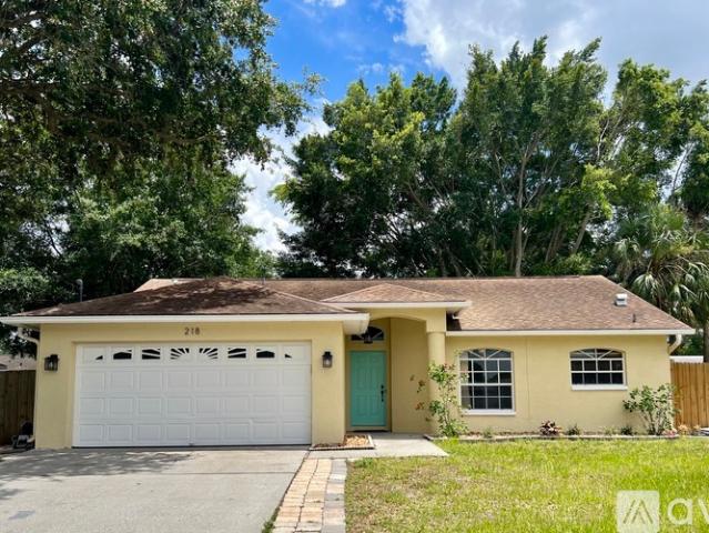 3 BR, 2 BA Apartment 218 Maple Avenue, Palm Harbor, FL 34684