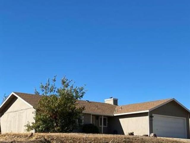3 BR, 2 BA Apartment 21901 Mid Way, Tehachapi, CA 93561