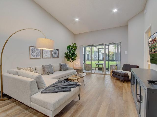 3 BR, 2 BA Apartment 21925 Mizner Way Unit 8161, Boca Raton, FL 33433