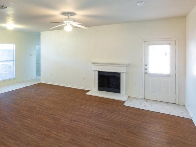 3 BR, 2 BA Apartment 2201 Sycamore School Road, Fort Worth, TX 76134