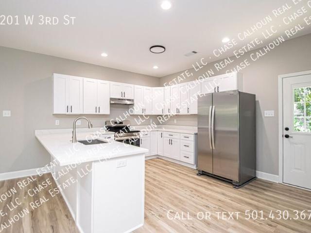 3 BR, 2 BA Apartment 2201 W 3rd St, Little Rock, AR 72205
