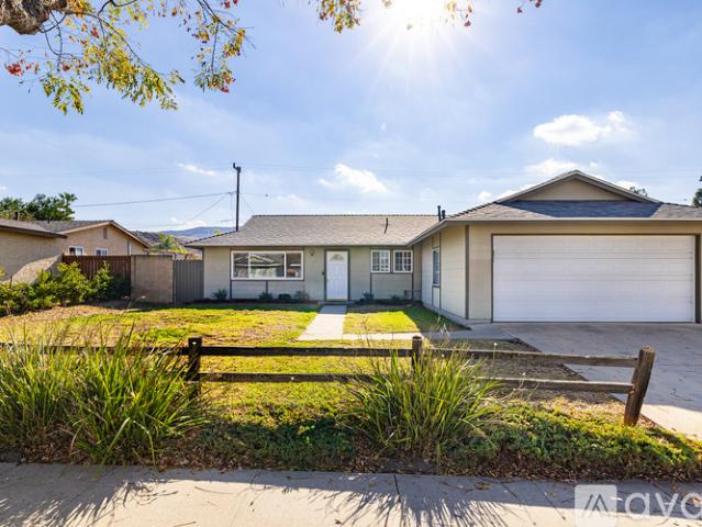3 BR, 2 BA Apartment 2206 Stinson St, Simi Valley, CA 93065