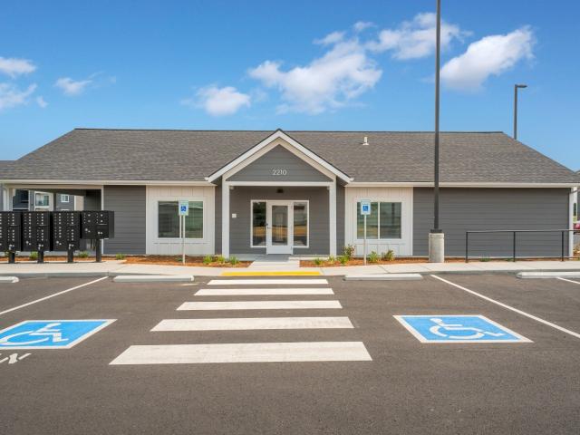 3 BR, 2 BA Apartment 2210 East Isaacs Avenue Unit G 102, Walla Walla, WA 99362