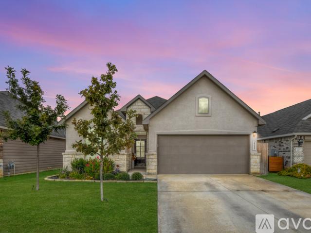 3 BR, 2 BA Apartment 2217 Windswept Way, New Braunfels, TX 78132
