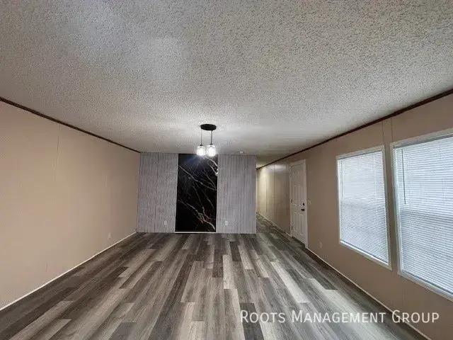 3 BR, 2 BA Apartment 2220 Dunkelburg Rd Lot#268, Fort Wayne, IN 46819