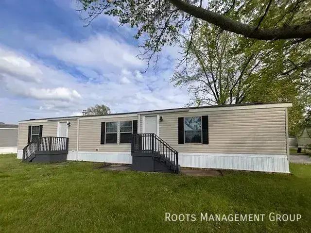 3 BR, 2 BA Apartment 2220 Dunkelburg Rd Lot#903, Fort Wayne, IN 46819