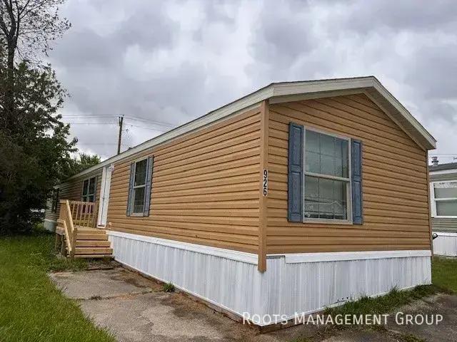 3 BR, 2 BA Apartment 2220 Dunkelburg Rd Lot#926, Fort Wayne, IN 46819