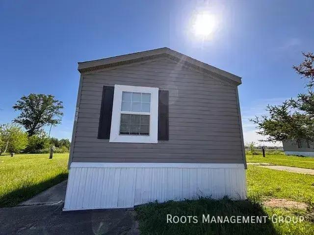 3 BR, 2 BA Apartment 2220 Dunkelburg Rd Lot#966, Fort Wayne, IN 46819
