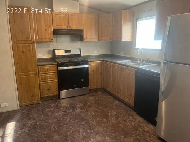 3 BR, 2 BA Apartment 2222 E. 8th St Pueblo, CO 81001