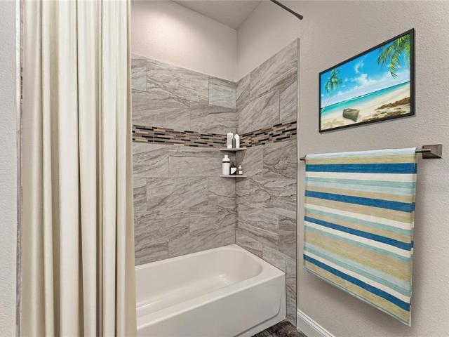 3 BR, 2 BA Apartment 2225 14th Avenue West, Palmetto, FL 34221