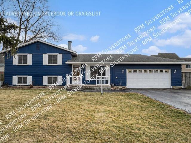3 BR, 2 BA Apartment 2226 Orpington Dr, Troy, MI 48083