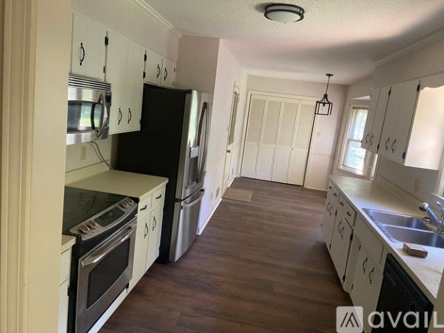 3 BR, 2 BA Apartment 227 Crestline Drive, Spartanburg, SC 29301