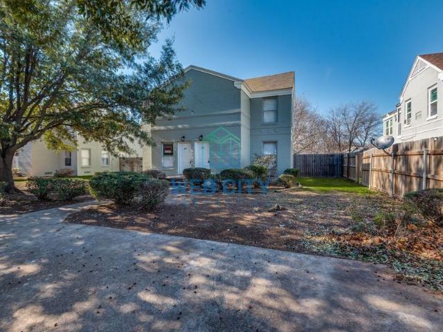 3 BR, 2 BA Apartment 227 SE 13th St, Grand Prairie, TX 75051