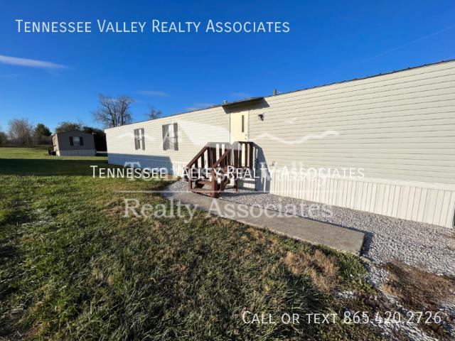 3 BR, 2 BA Apartment 2248 Knoxville Highway Lot, Wartburg, TN 37887