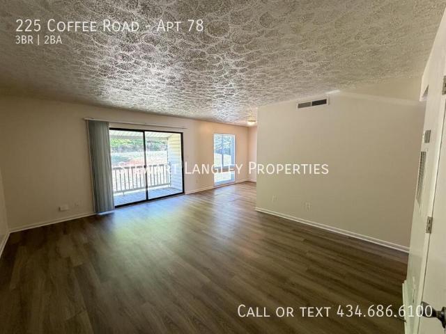 3 BR, 2 BA Apartment 225 Coffee Road, Lynchburg, VA 24503