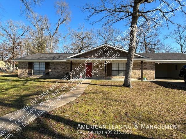 3 BR, 2 BA Apartment 225 Ridgewood Street, Lufkin, TX 75904