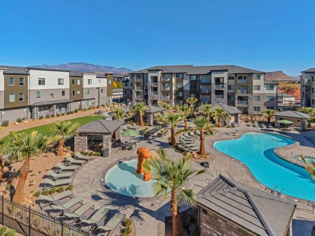 3 BR, 2 BA Apartment 2271 E Dinosaur Crossing Dr Unit G203, Saint George, UT 84790