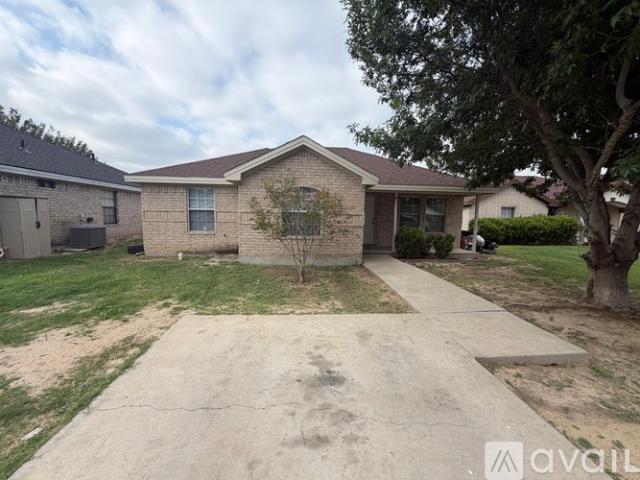 3 BR, 2 BA Apartment 2279 Cantera Cir, Eagle Pass, TX 78852