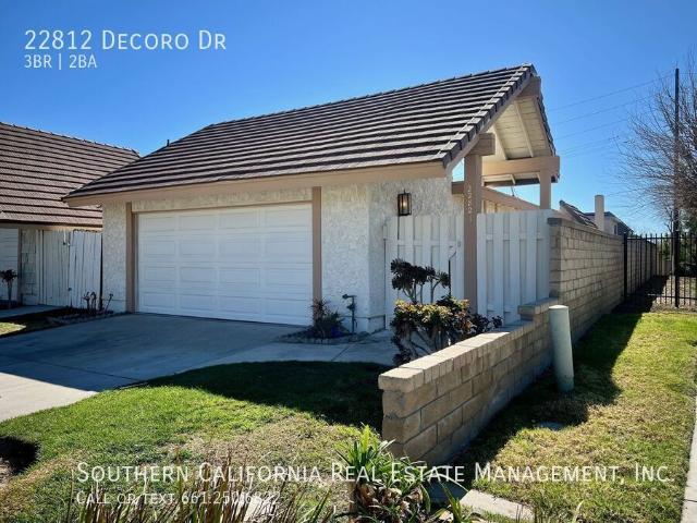 3 BR, 2 BA Apartment 22812 Decoro Dr, Santa Clarita, CA 91354