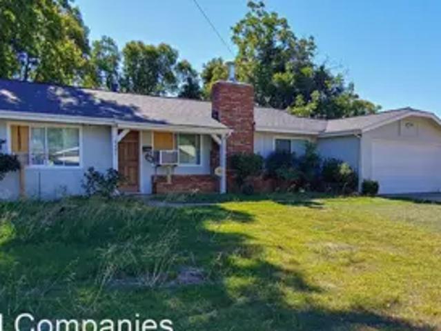 3 BR, 2 BA Apartment 2281 Belladonna St, Redding, CA 96002