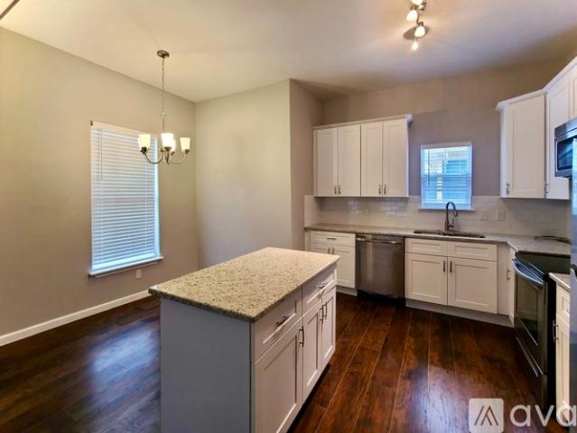 3 BR, 2 BA Apartment 228 Lotus Ave, Unit 201, San Antonio, TX 78210