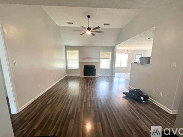 3 BR, 2 BA Apartment 22 Wildberry Cove, Jackson, TN 38305
