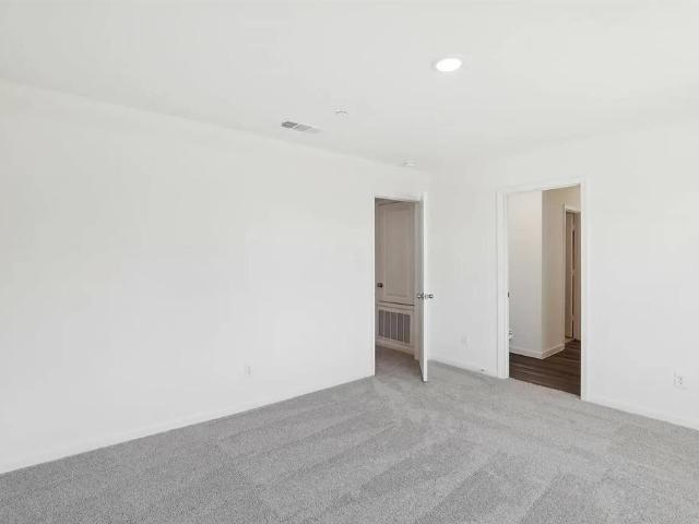 3 BR, 2 BA Apartment 233 Berthe Court, Cedar Hill, TX 75104