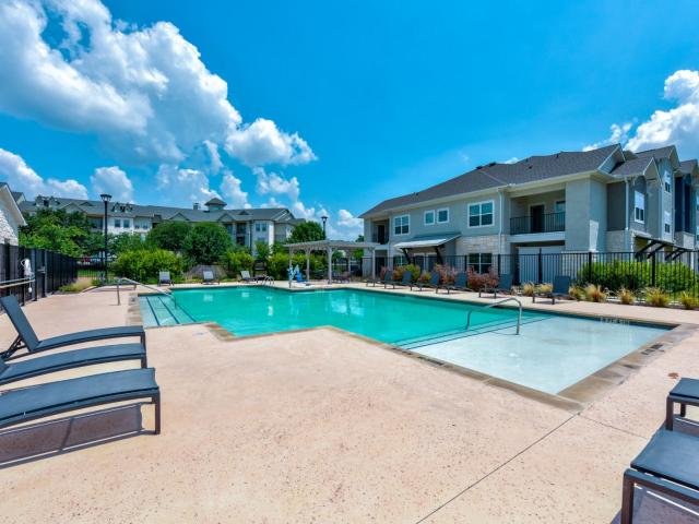 3 BR, 2 BA Apartment 2300 E. Old Settlers Boulevard Unit 26480, Round Rock, TX 78665