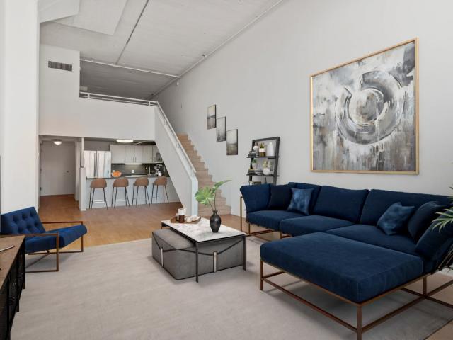 3 BR, 2 BA Apartment 2300 Walnut Street Unit 3 beds, 2 baths, $5035, Philadelphia, PA 19103