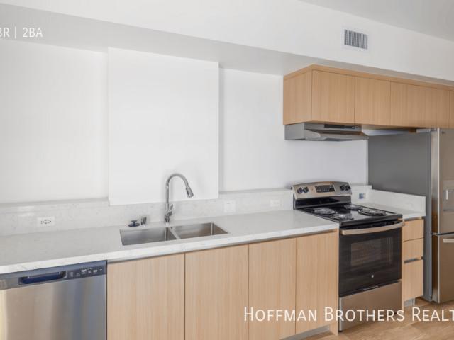 3 BR, 2 BA Apartment 23036 Ventura Blvd, Los Angeles, CA 91364